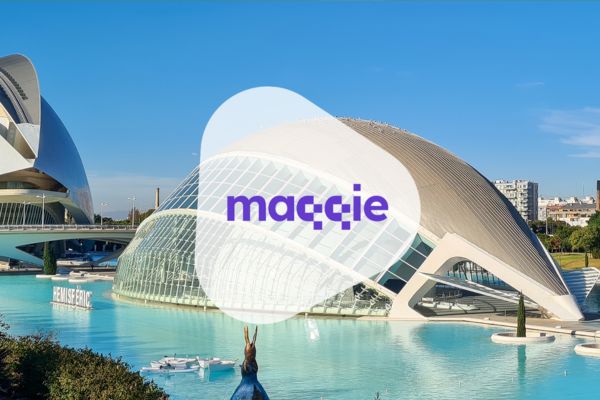 Work as an HR and payroll assistant in Valencia | Anywork Anywhere