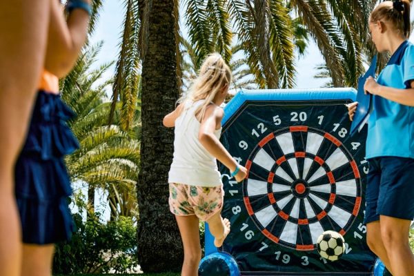 Adventure jobs abroad | Anywork Anywhere